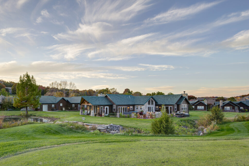 Cottages – Pebble Bay Club – Waterfront Lodging and Grille