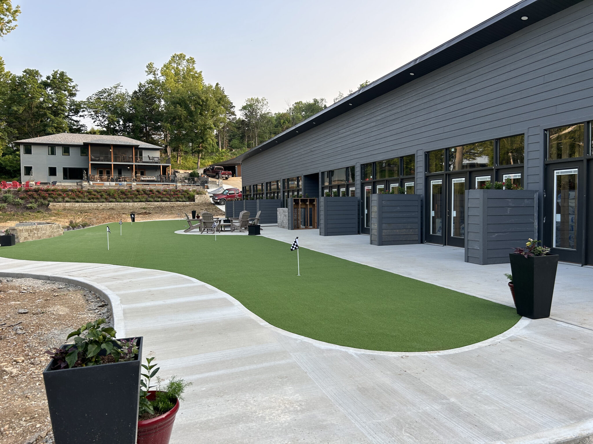 Hotel Suites – Pebble Bay Club – Waterfront Lodging and Grille